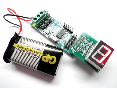 iCP06 - iBoard Mini (Microchip 28-pin PIC16 Development Board)